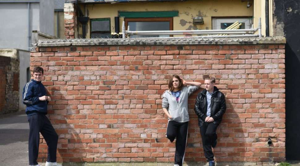 Looted (2019) Movie Review